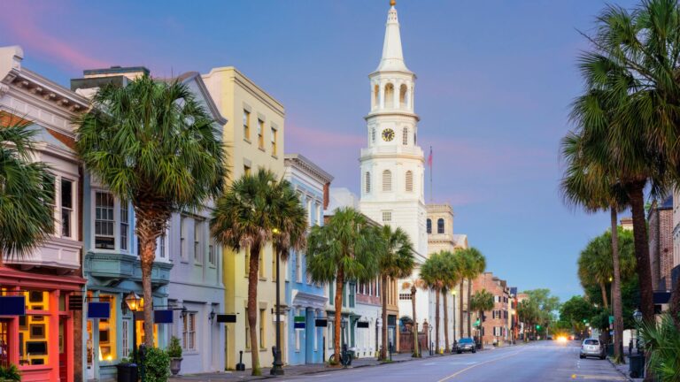 20 Unforgettable U.S. Getaways for the Solo Adventurer - The Modern Day ...