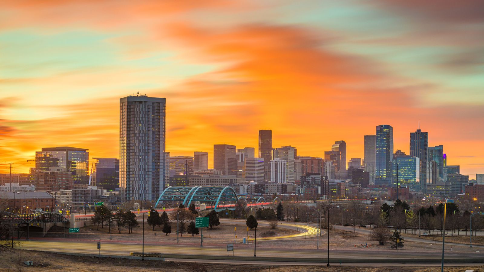 20 Unforgettable U.S. Getaways for the Solo Adventurer - The Modern Day ...