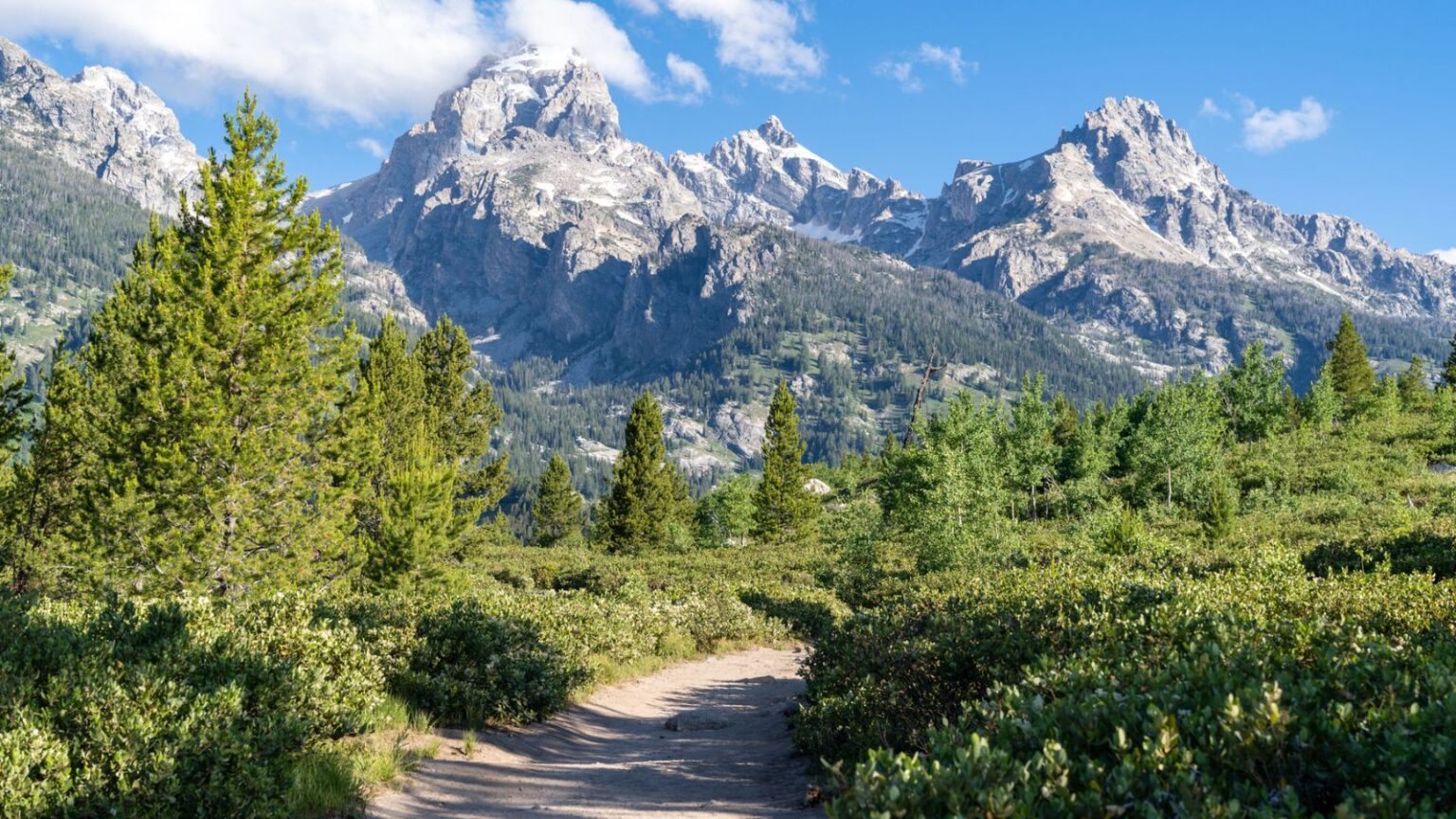 Your Ultimate Guide to the 16 Best Hiking Trails in the United States ...