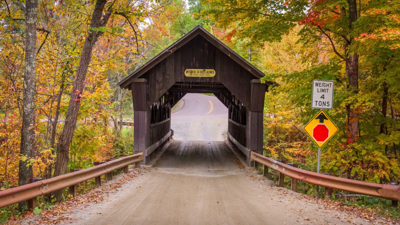 Discover 17 Enchanting New England Towns Perfect for a Fall Escape ...