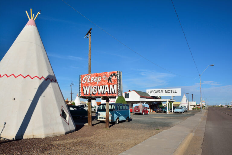 20 Wacky Roadside Stops Across the U.S. That Are Worth the Detour - The ...
