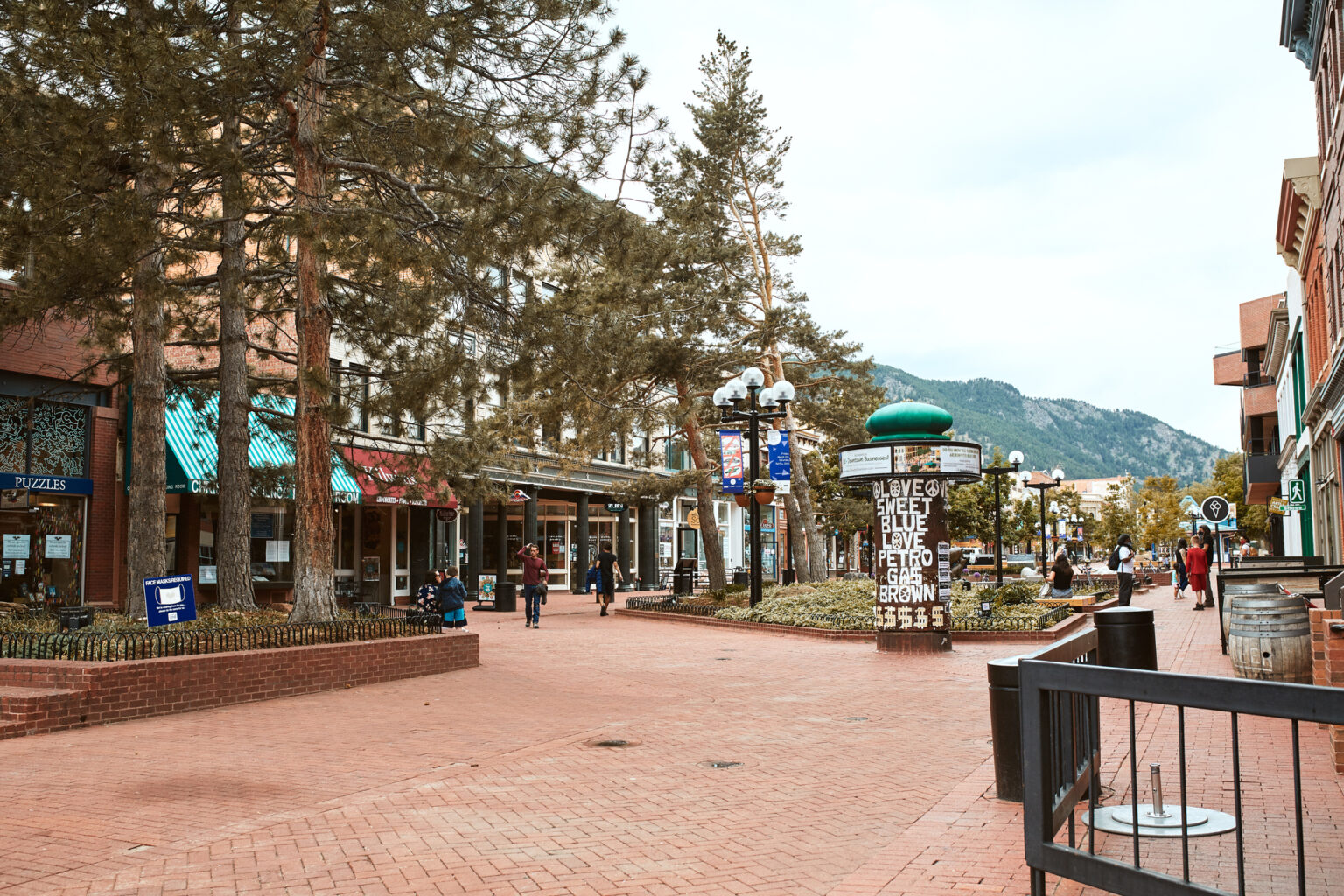 16 Laid-Back American Towns Where the Hippie Spirit Lives On - The ...