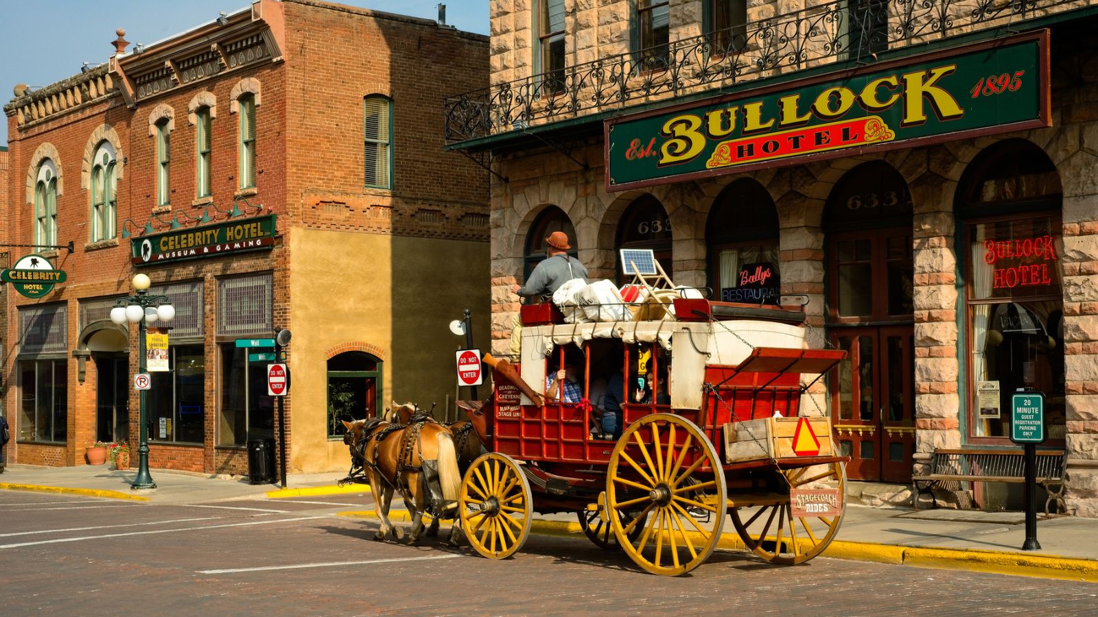 Discover Hidden Gems Along These Picturesque American Thoroughfares ...