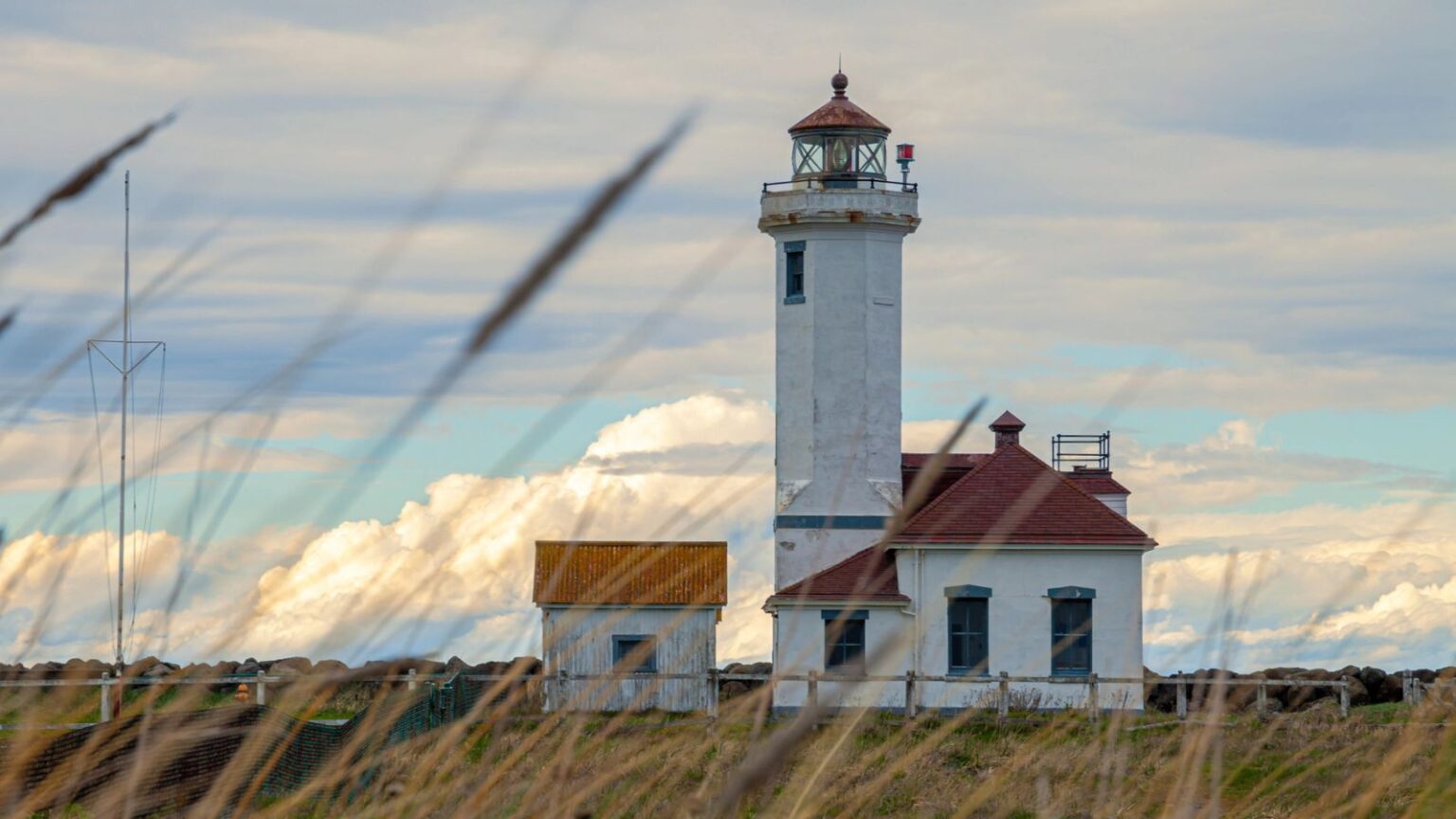 Discover Hidden Gems Along These Picturesque American Thoroughfares ...