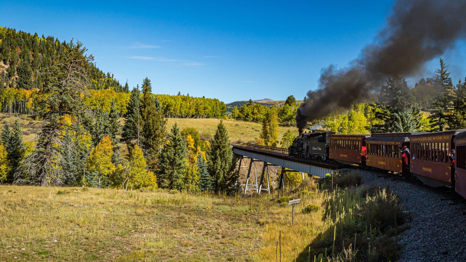 Experience America’s Most Scenic Views by Train: 20 Destinations to ...