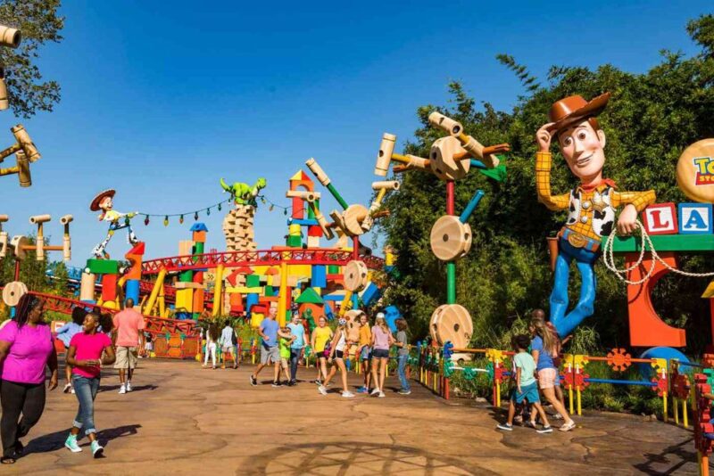 16 Most Popular Theme Parks in The World That Keep Visitors Coming Back ...