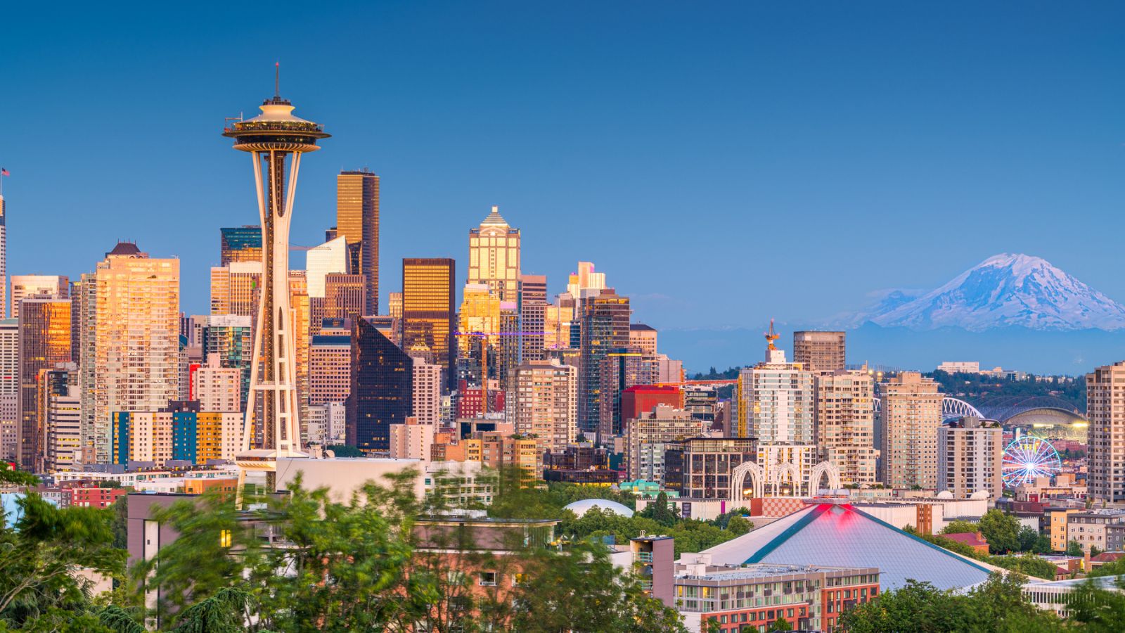 Where History and Shopping Meet: U.S. Cities with Iconic Street Markets ...