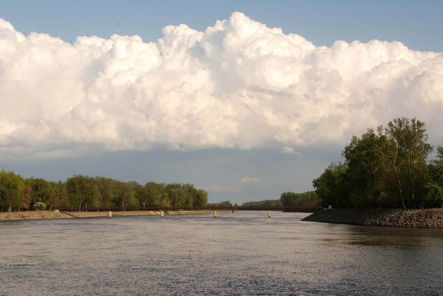 Discover 16 Stunning Lakes in the American Midwest That Will Leave You ...