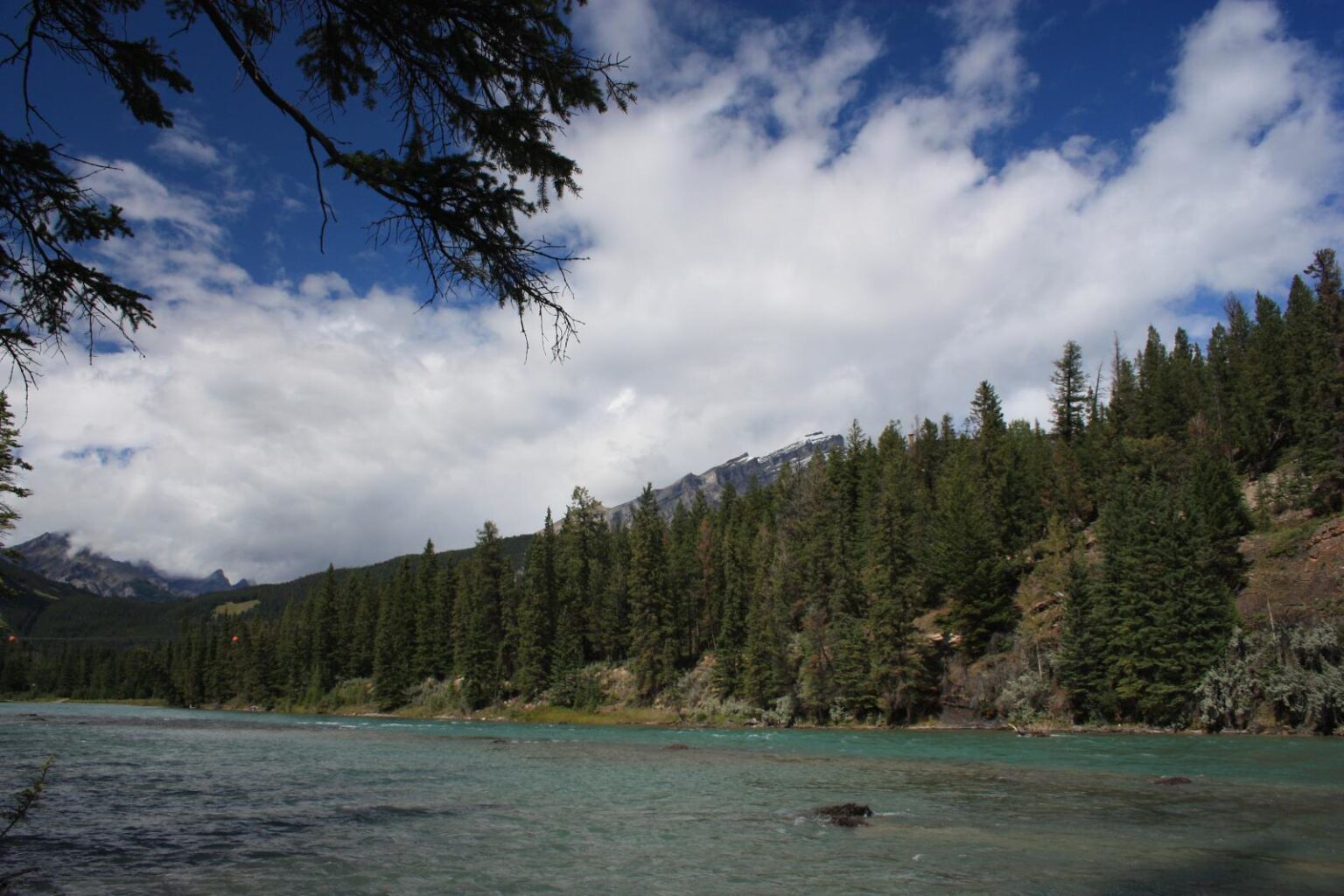 18 Canadian Mountain Towns That Will Inspire Your Wildest Outdoor ...
