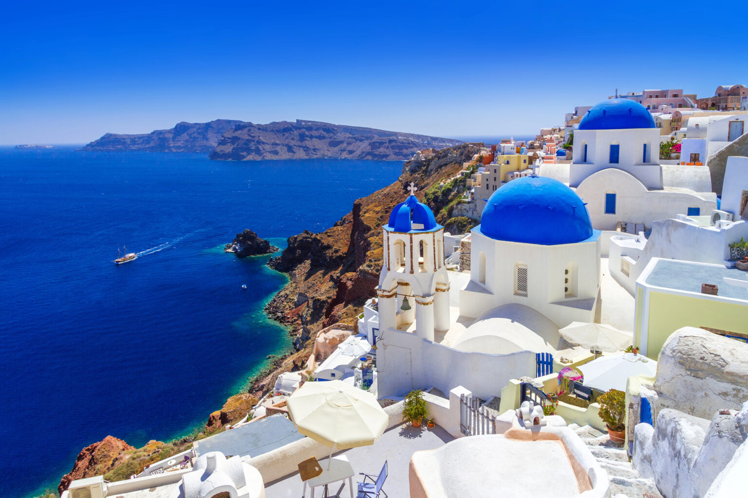 18 Coastal Villages in Greece's Cyclades With Idyllic White-Washed ...