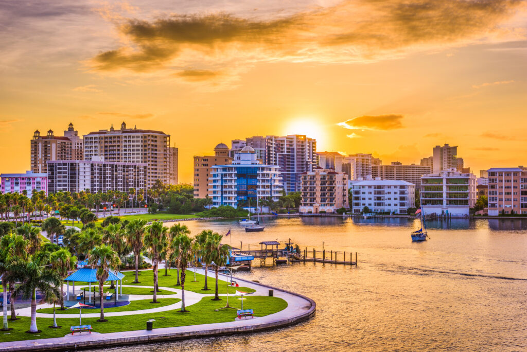 Coastal Living at Its Best: 20 Beach Towns You’ll Want to Move To - The ...
