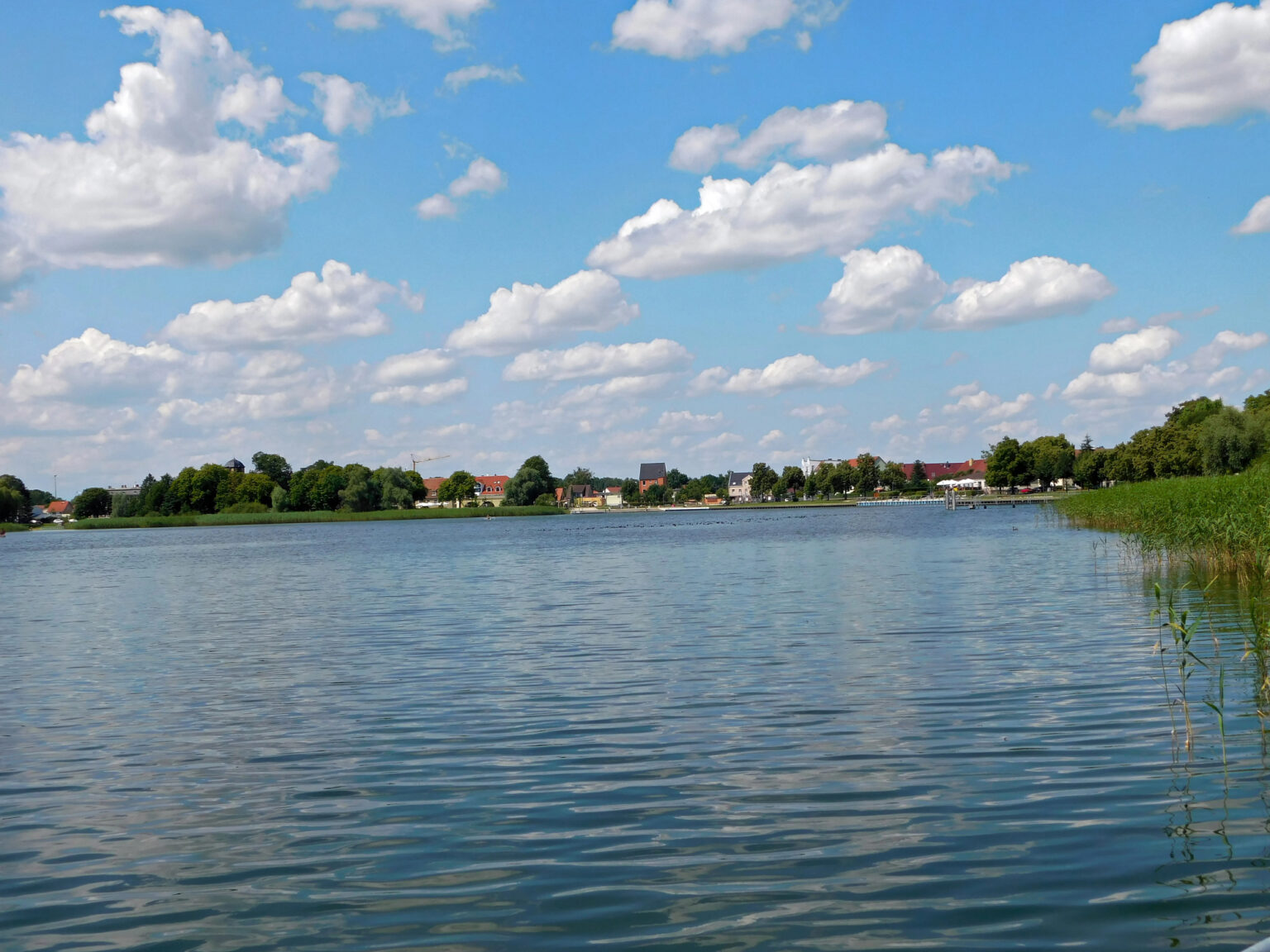 Discover 16 Stunning Lakes in the American Midwest That Will Leave You ...