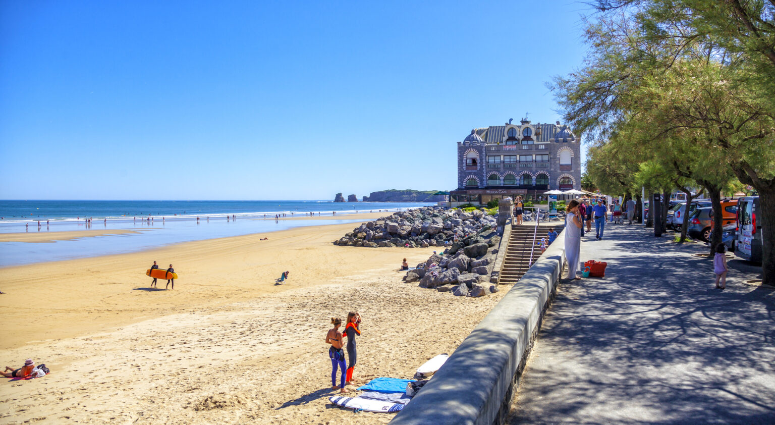 16 Seaside Towns in the French Basque Country for a Unique Experience ...