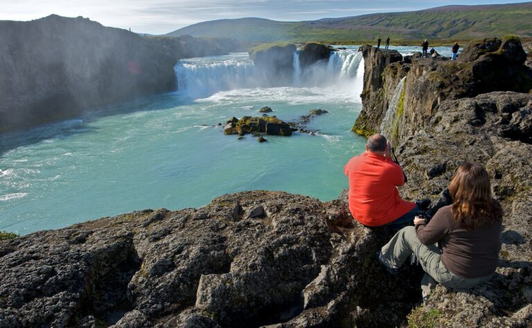 15 Secret Waterfall Destinations Around the World for Nature Lovers ...