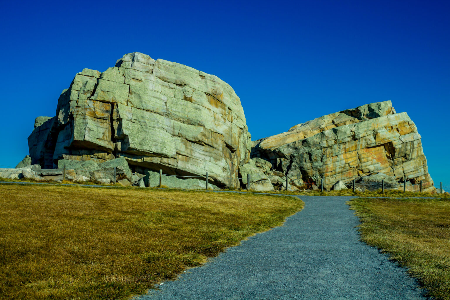 16 Stunning Alberta Towns That Are Just as Dreamy as Banff - The Modern ...