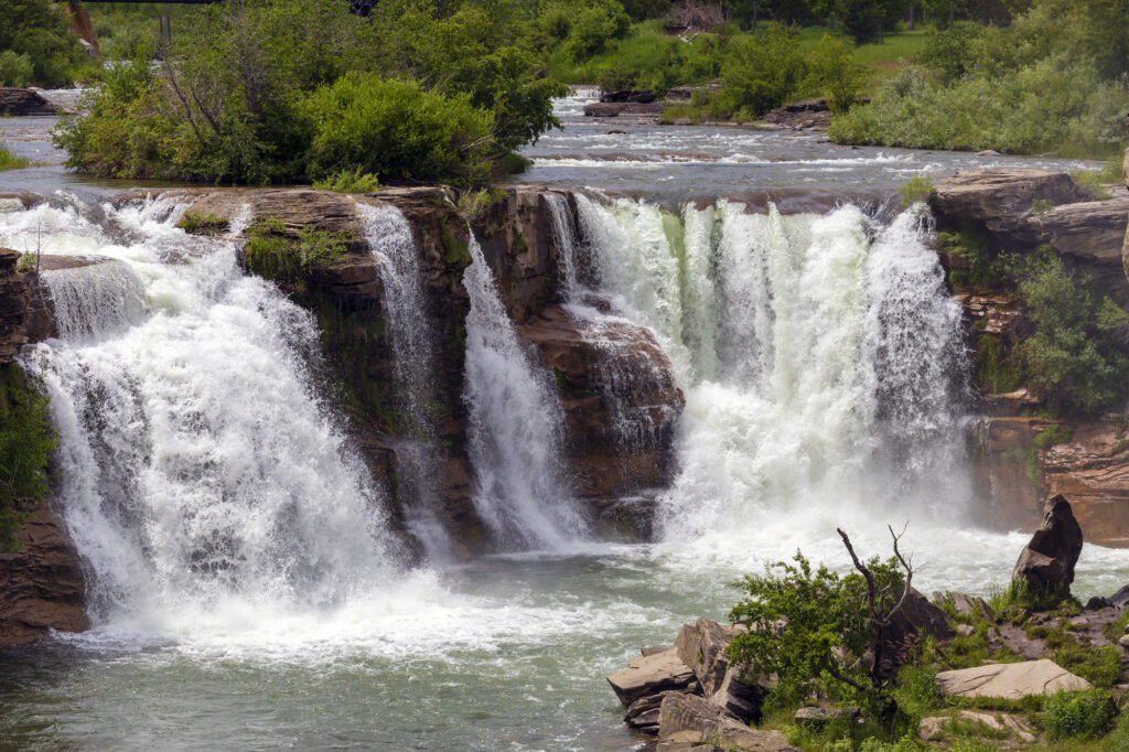 16 Stunning Alberta Towns That Are Just as Dreamy as Banff - The Modern ...