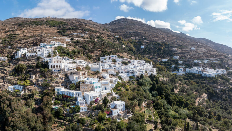 18 Coastal Villages in Greece's Cyclades With Idyllic White-Washed ...