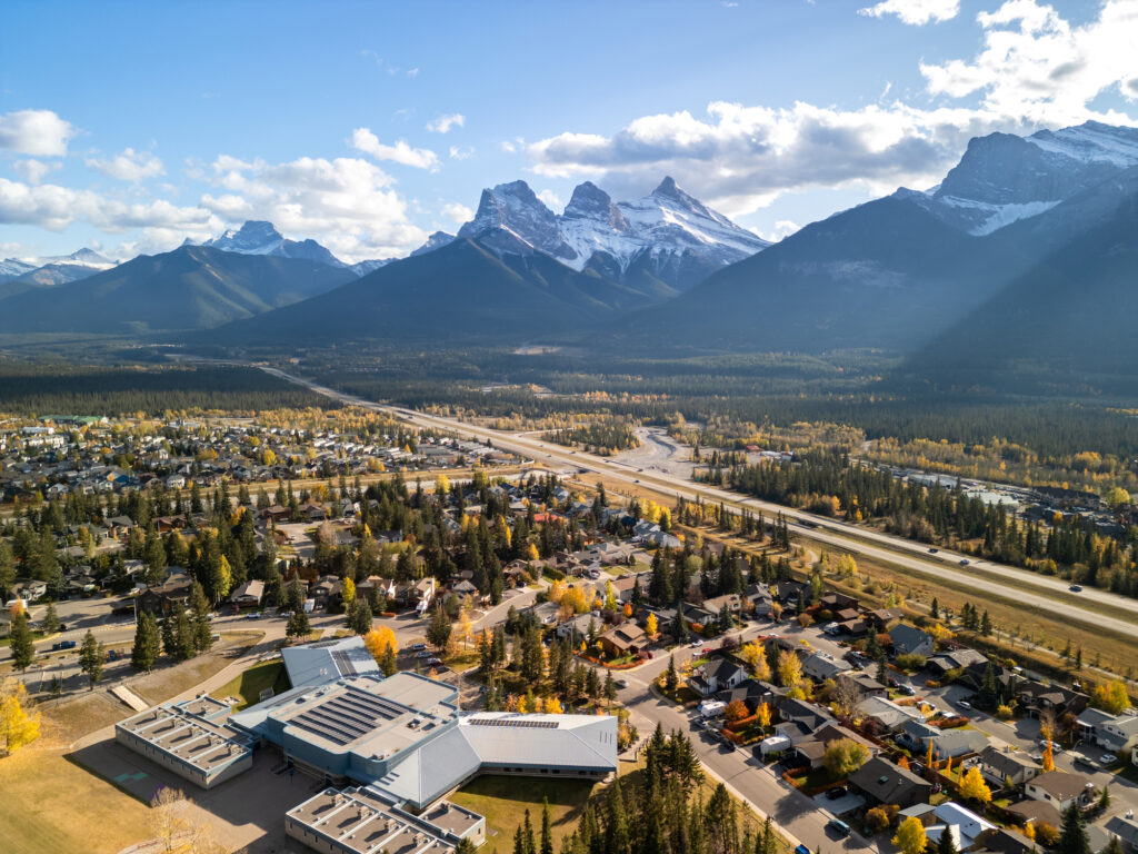 16 Stunning Alberta Towns That Are Just as Dreamy as Banff - The Modern ...