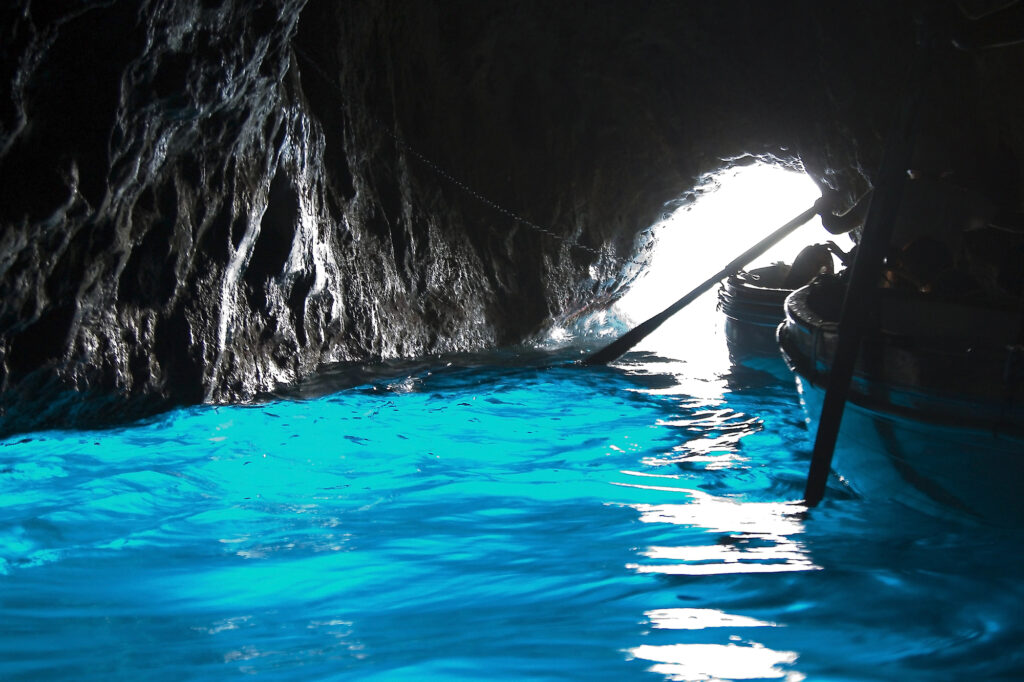 15 Secrets of the Blue Grotto in Capri You Need to Know - The Modern ...