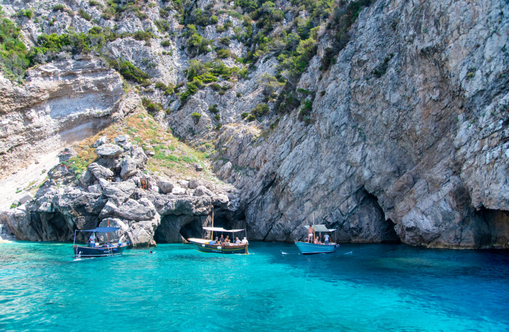 15 Secrets of the Blue Grotto in Capri You Need to Know - The Modern ...