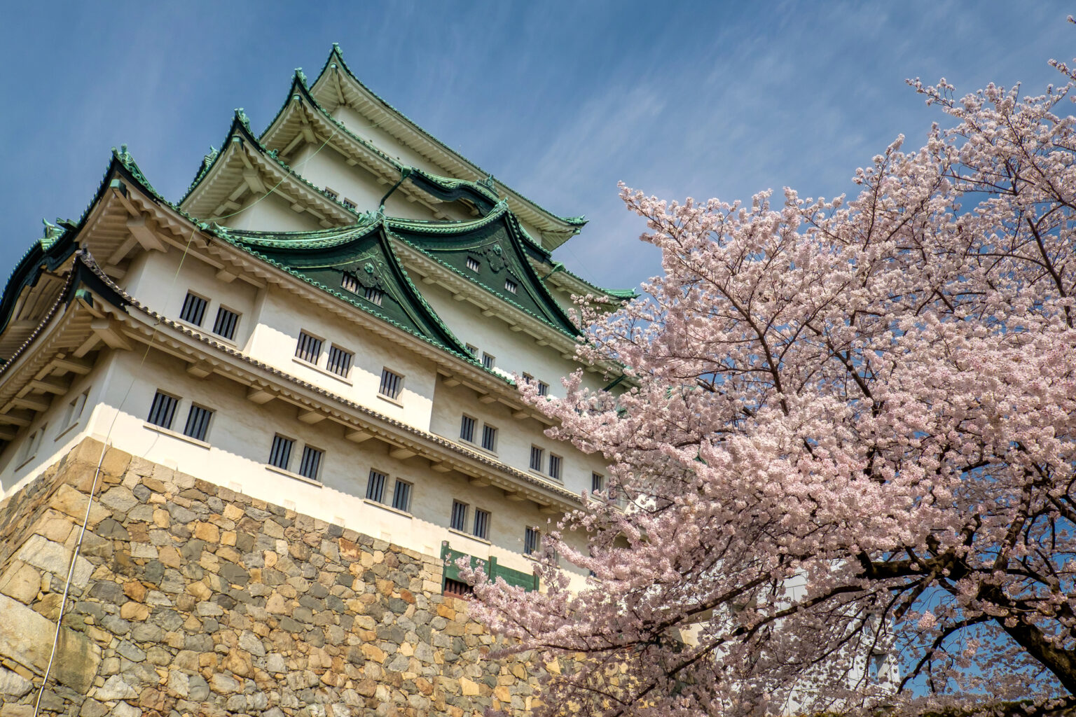 15 Japanese Castles So Beautiful, They Could Be Straight Out of a ...
