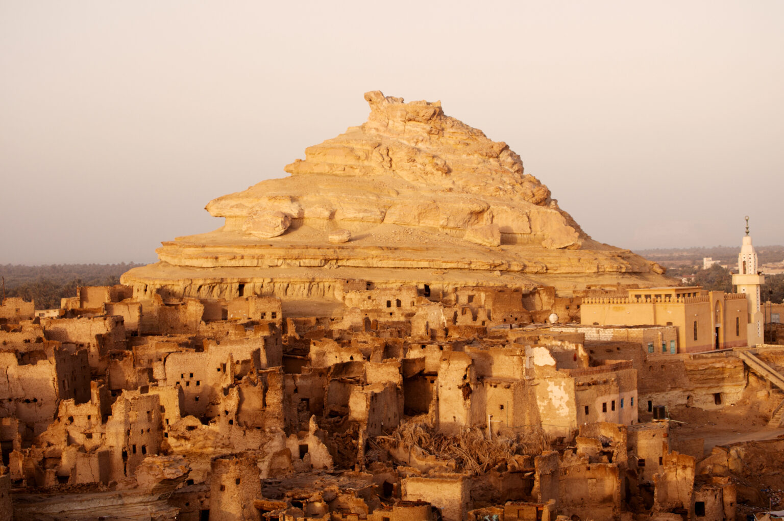 15 Stunning Desert Oases Perfect for Remote Exploration - The Modern ...