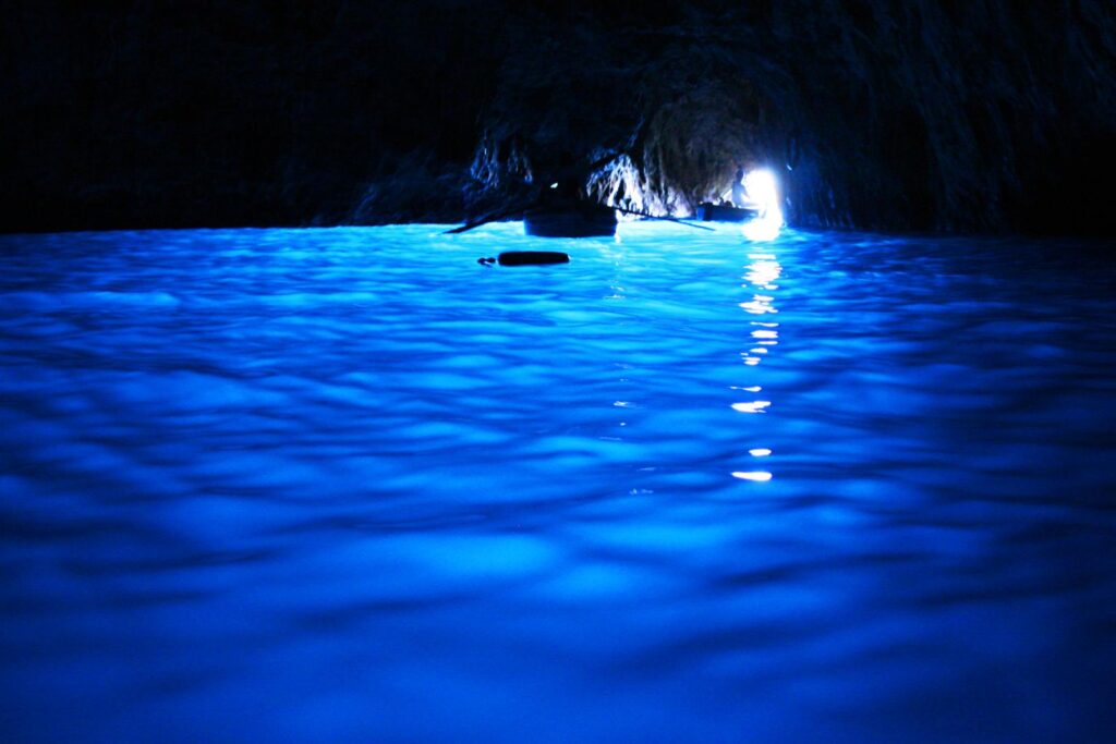15 Secrets of the Blue Grotto in Capri You Need to Know - The Modern ...