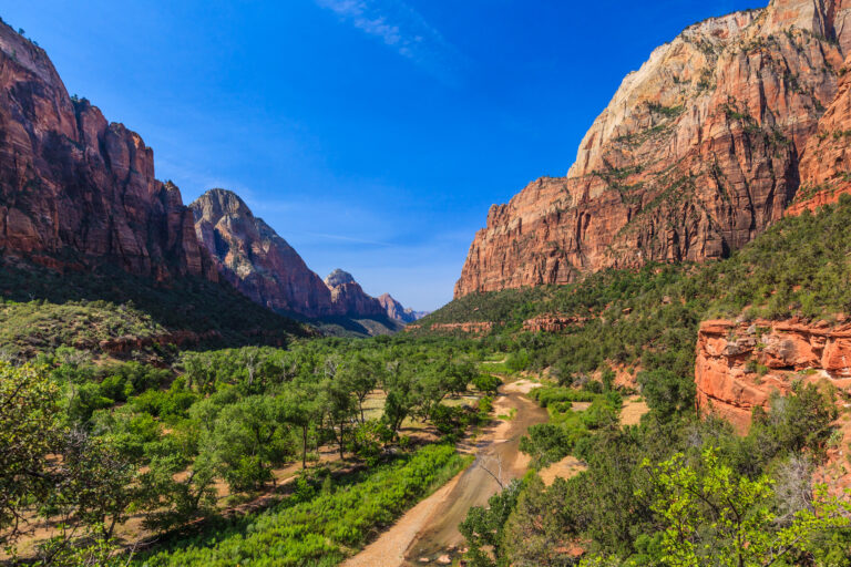 20 Unforgettable Ways to Explore Zion National Park’s Stunning Beauty ...